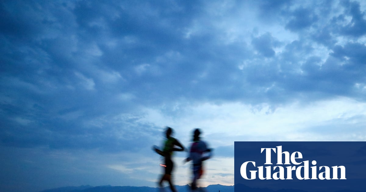 80-Year-Old Runner Becomes Oldest Finisher of Badwater 135 ...