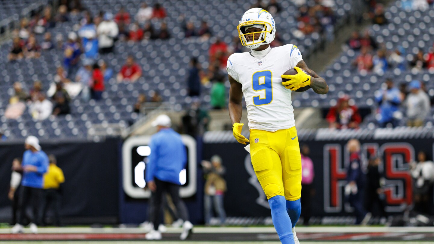 DJ Chark Visits Bears as He Weighs NFL Career Options - SSBCrack News