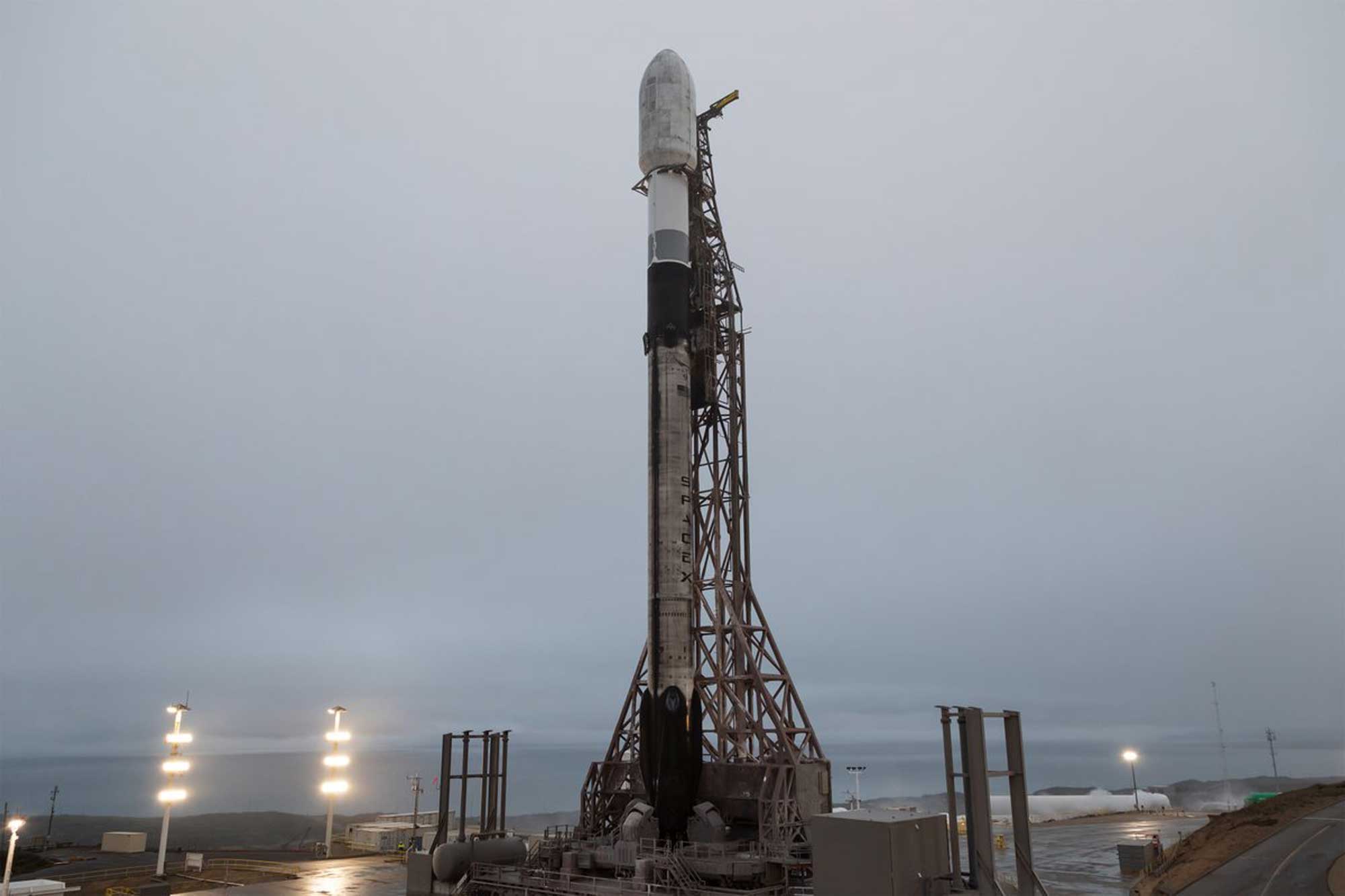 SpaceX Falcon 9 Rocket Launch Delayed by Airspace Concerns at ...