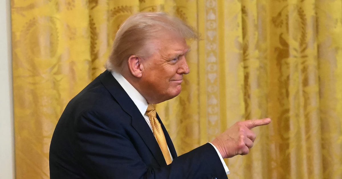 Trump Attacks Obama Amidst Epstein Investigation Controversy During ...