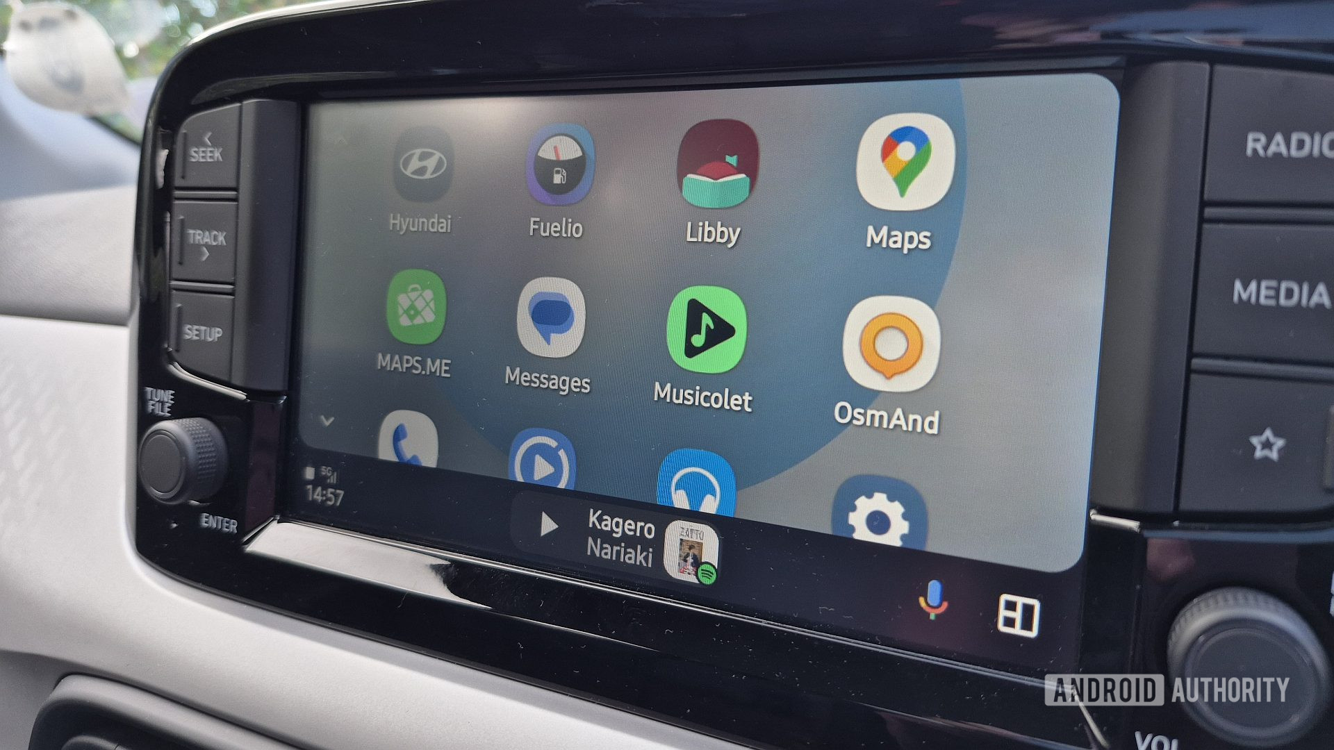 Users Criticize Android Auto's Updated Music Player Interface for Being ...