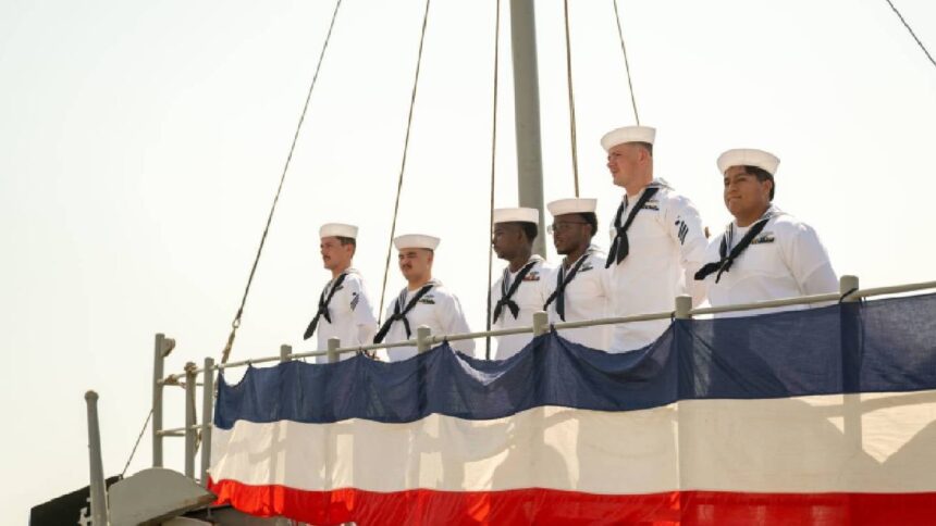 US Navy Decommissions Final Avenger-Class Mine Countermeasure Ship USS Devastator - SSBCrack News
