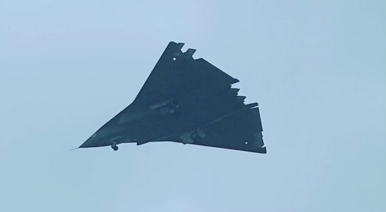 China's Chengdu Aerospace Corp Unveils Major Changes in J-36 Sixth ...