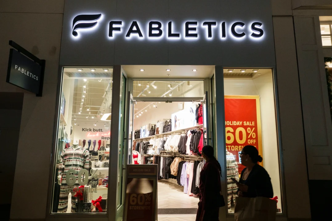 Christmas 2025 Fabletics Sale Offers Deep Discounts on Gifts for Loved ...