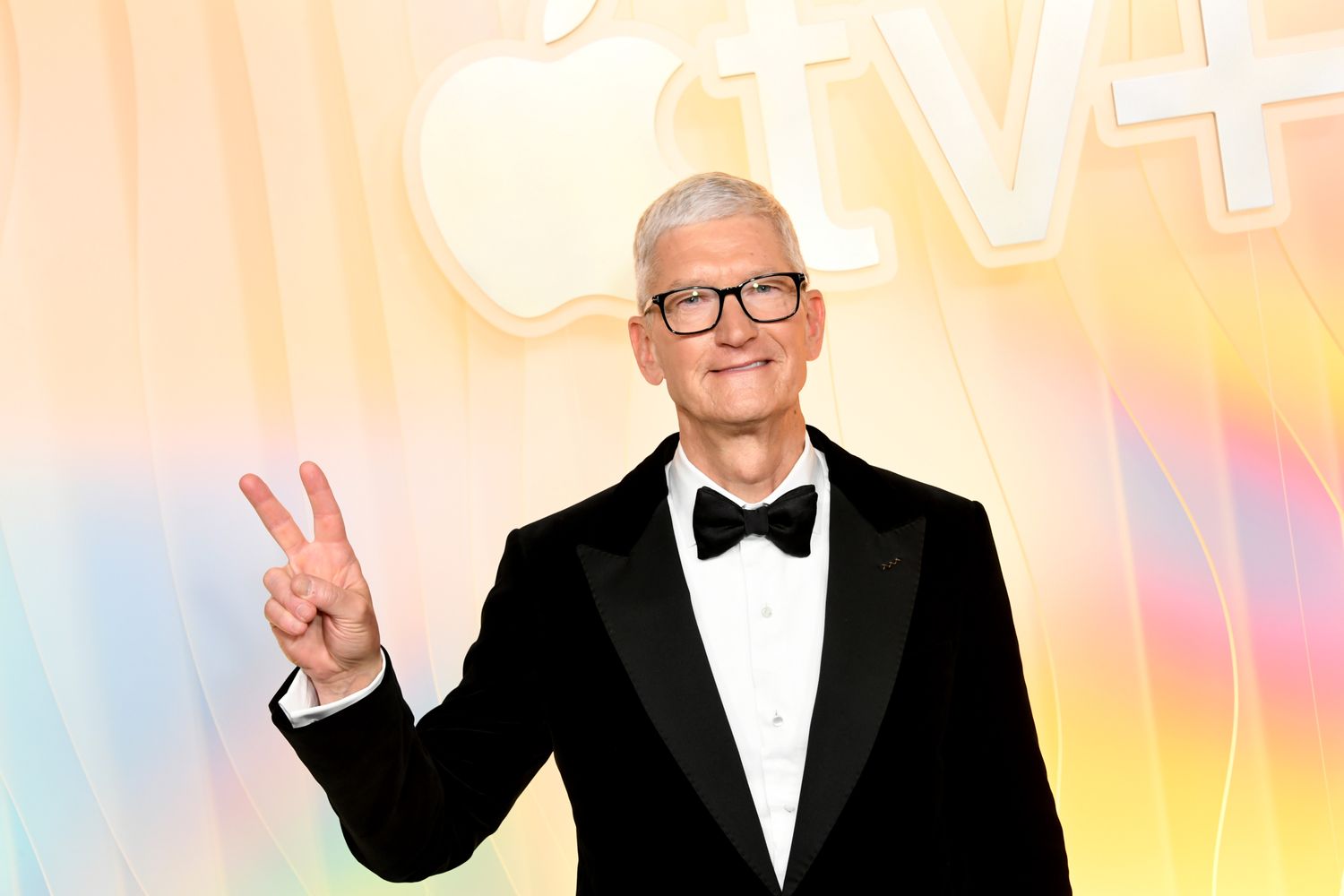 Nike Shares Surge Following Apple CEO Tim Cook's $3 Million Stock ...
