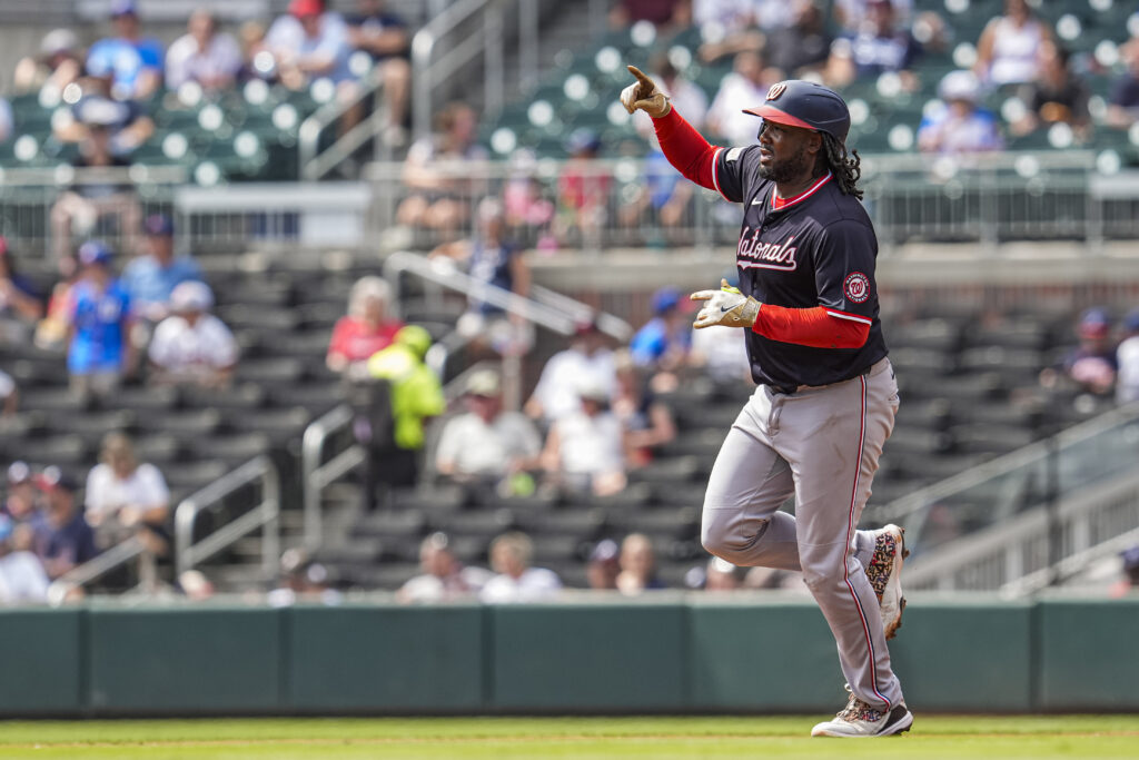 Twins Sign First Baseman Josh Bell to One-Year Deal for 2026 Season ...