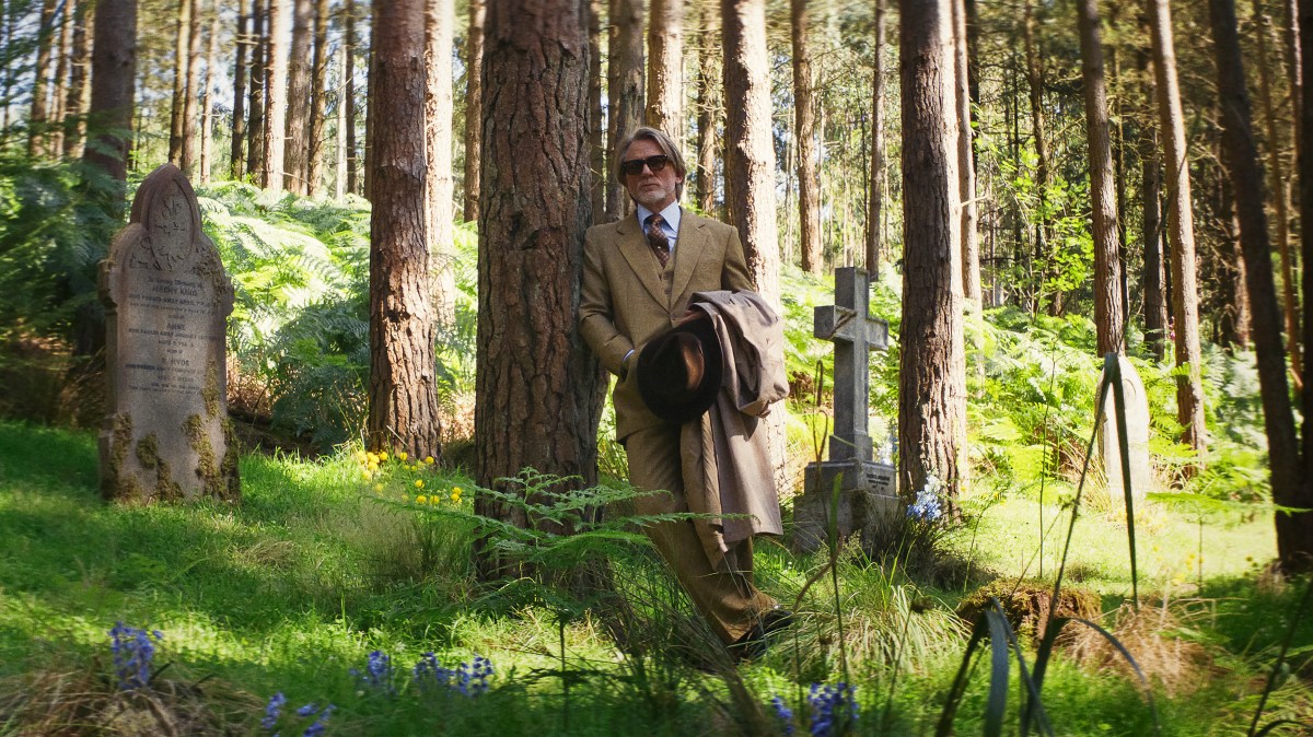 Weekend Watchlist: Brad Pitt in F1, Daniel Craig in Wake Up Dead Man ...