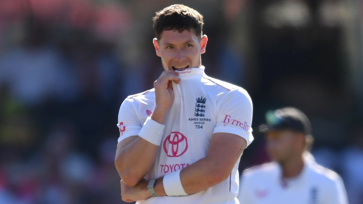 Australia Dominates England as Travis Head and Steve Smith Shine ...