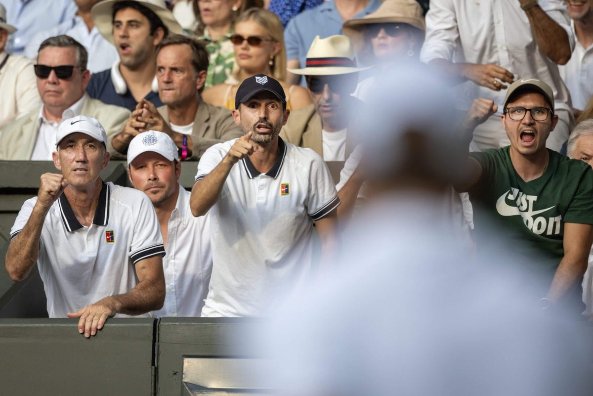 Coaches and Players Navigate Emotional Dynamics at Australian Open ...
