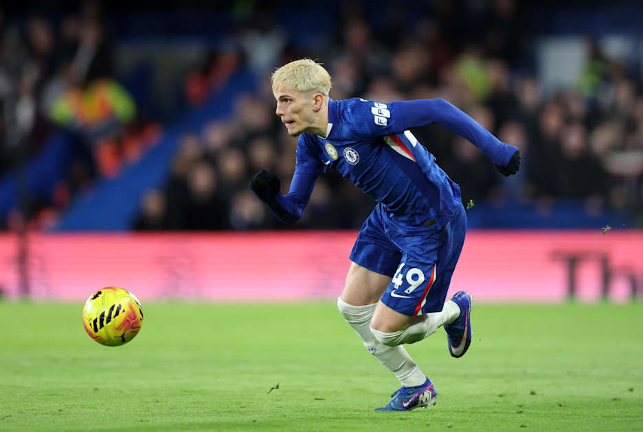 Garnacho Aims to Lead Chelsea to Carabao Cup Final Against Arsenal ...