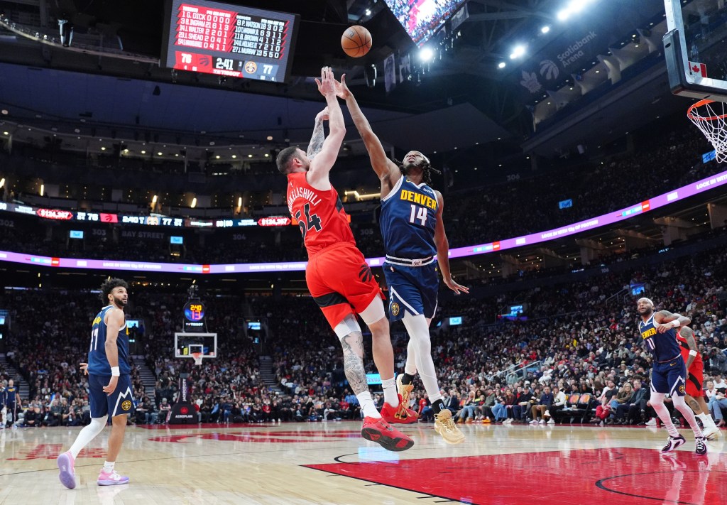 Nuggets' DaRon Holmes II Shines in Unexpected Role During Win Over ...