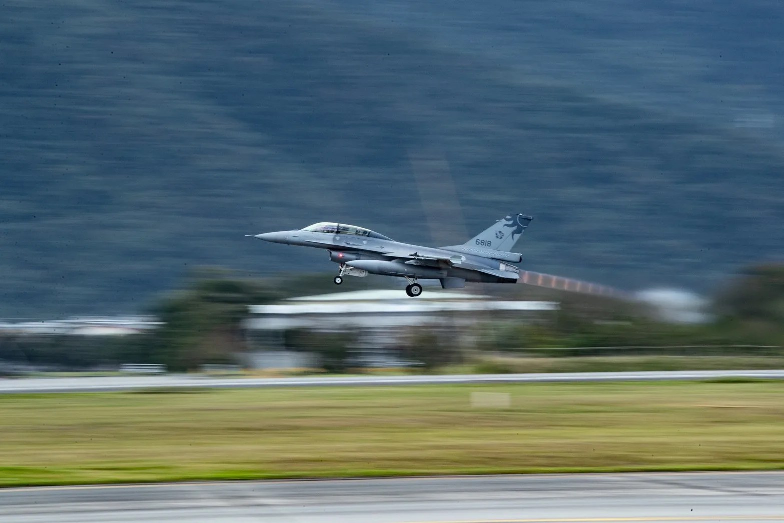 Taiwan Air Force Resumes F-16V Operations After Safety Inspections ...
