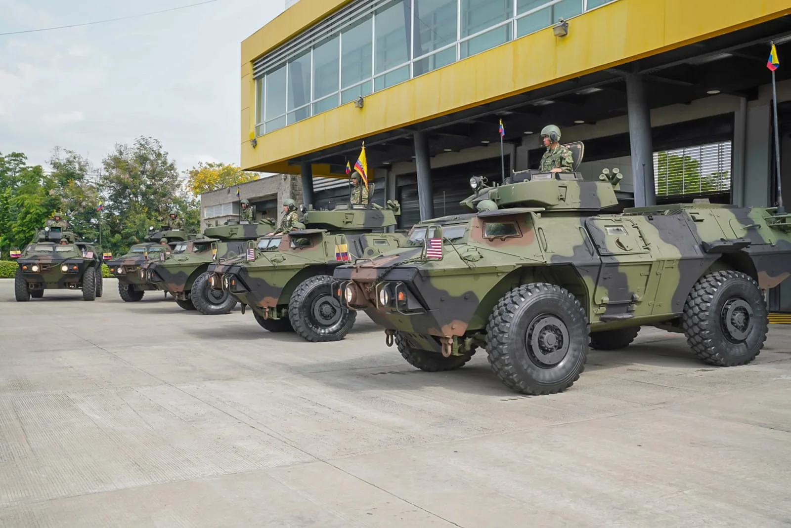 Colombian Army Receives 11 ASV M1117 Guardian Armored Vehicles from U.S ...