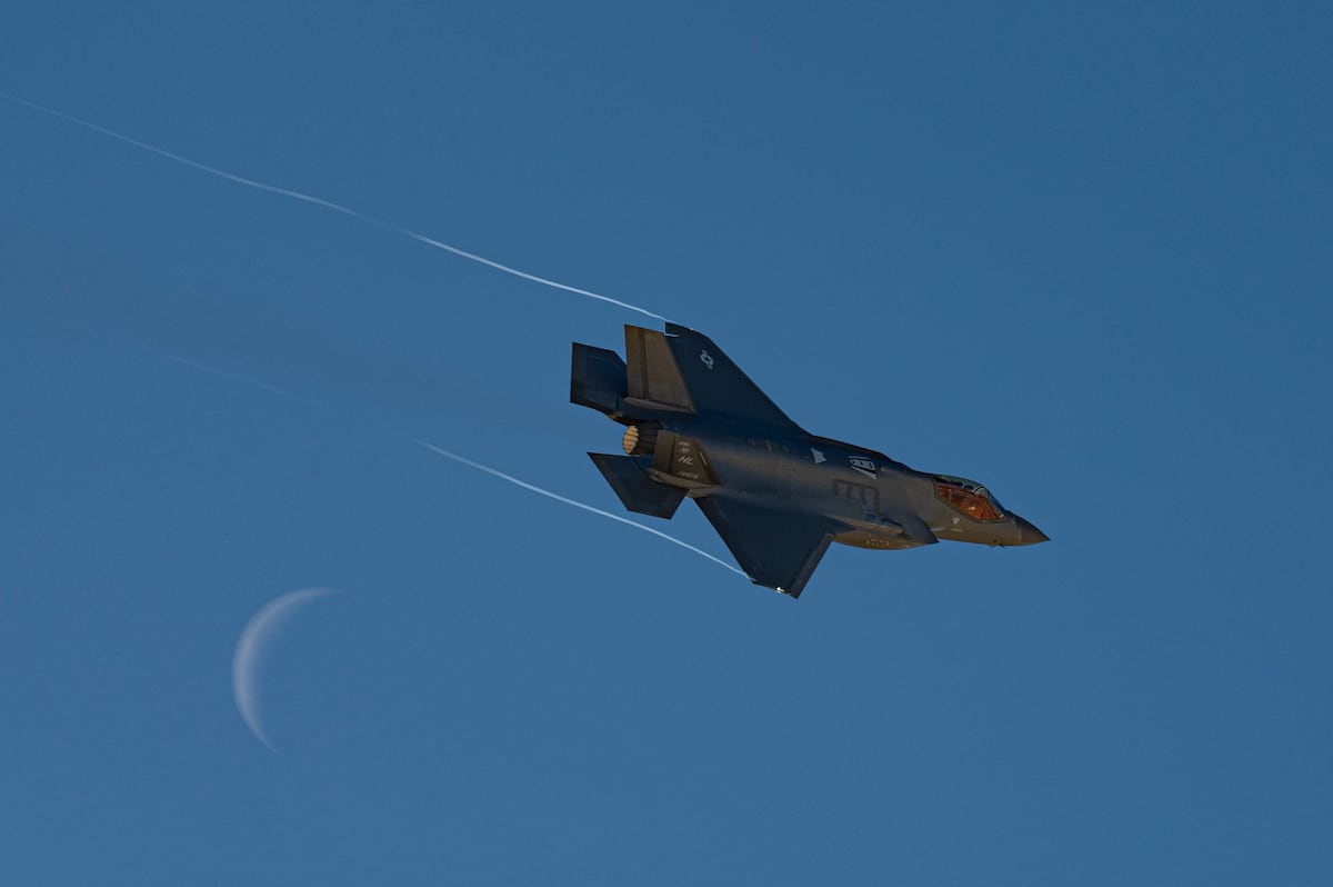 Lockheed Martin Tests AI-Enhanced Targeting in F-35 Fighter Jet ...