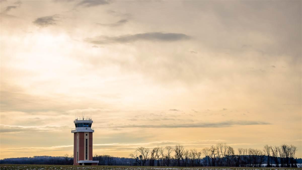 Bipartisan Bill Introduced to Enhance Safety at Federal Contract Towers ...
