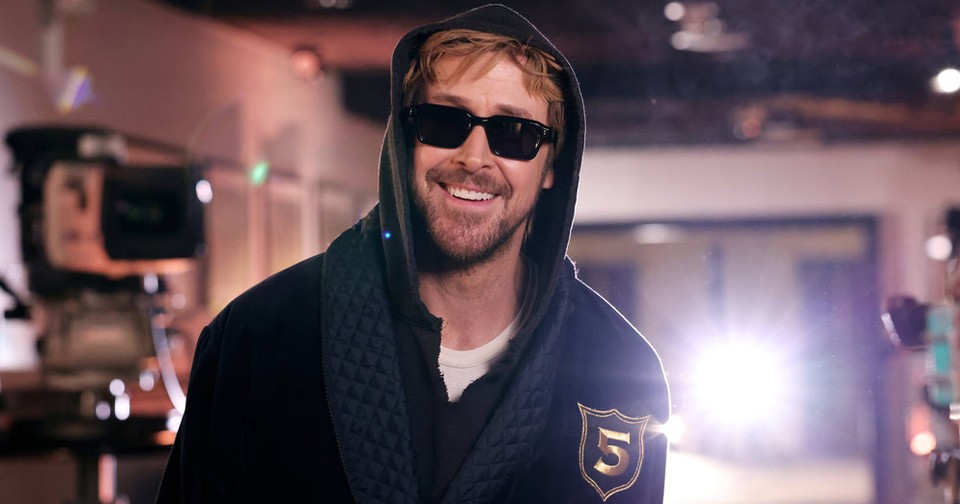 SNL's "Passing Notes" Sketch Highlights the Joy of Breaking Character ...