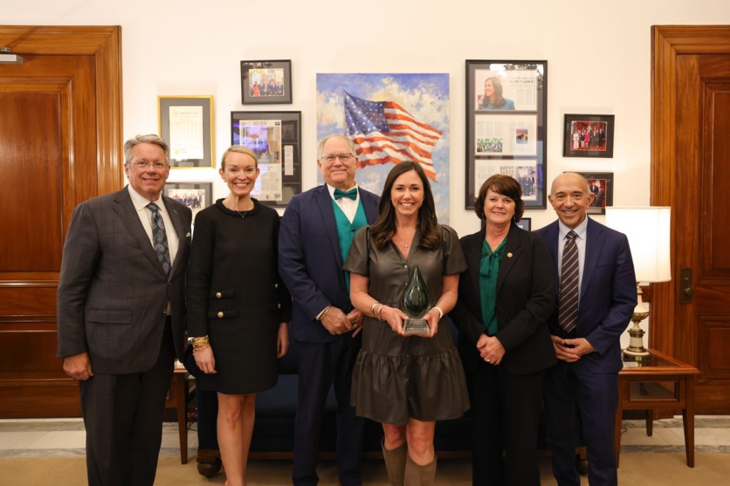 Senator Katie Britt Awarded 2026 Hometown Hero by Alabama League of ...