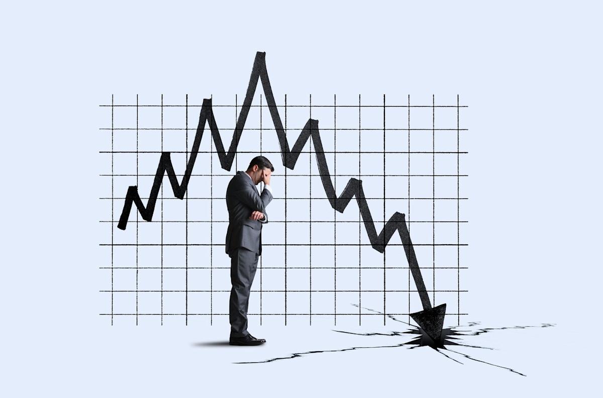 If a Stock Market Crash Is Coming, These 3 Investing Moves Are Crucial ...