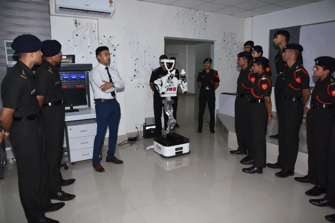 Young Officers of the Indian Army Gain Insight into Advanced Military ...